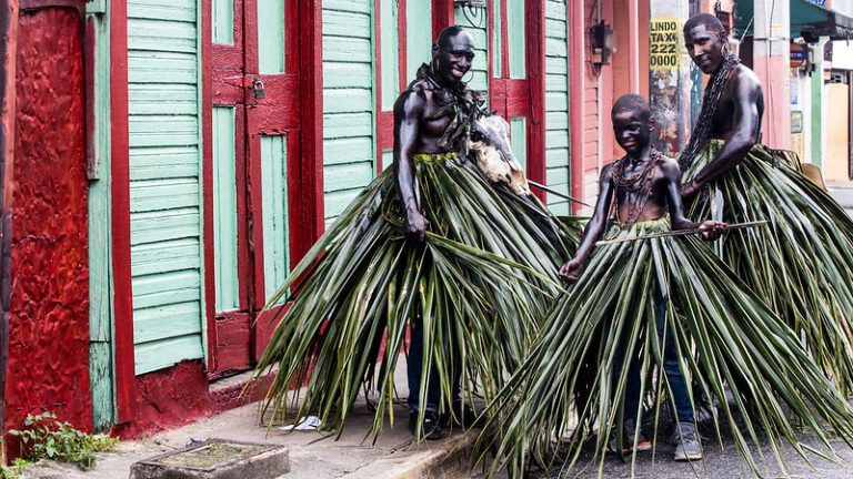 El Carnaval Dominicano: Folklore, Baile y Diversión - Soy Caribe Premium